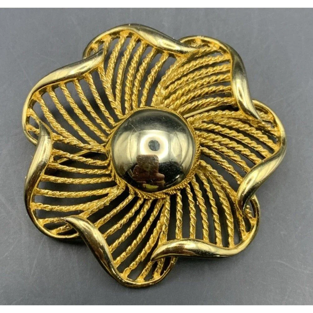 Unbranded | Jewelry | Flower Brooch Pin Gold Tone Textured Glossy Open ...